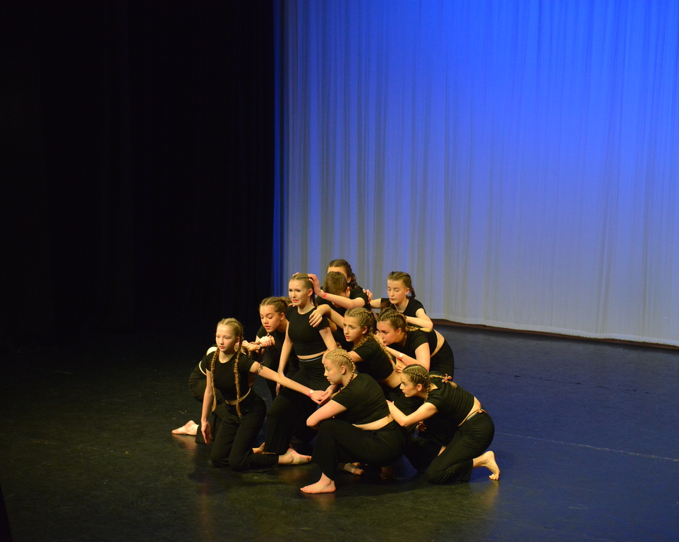 Manor School Raunds - Performing Arts